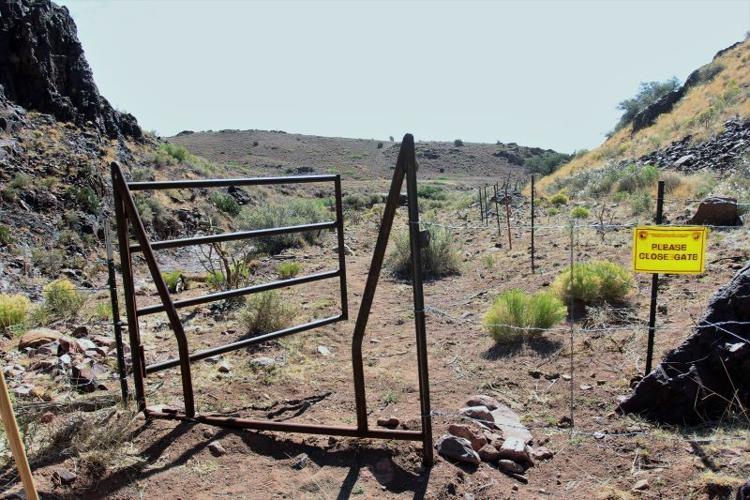 Volunteers build a new trail at the Box | News | dchieftain.com