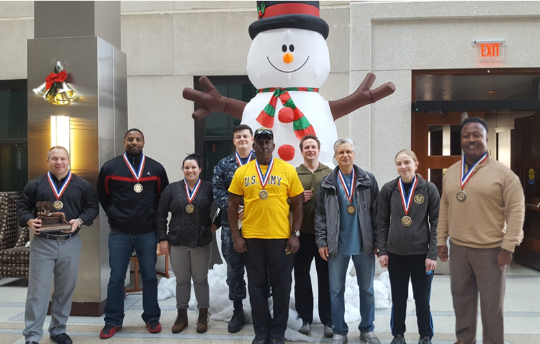Bonilla, Smith Top Bench Press Competition | Features | dcmilitary.com