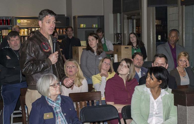 First Annapolis fireside chat a success | News | dcmilitary.com