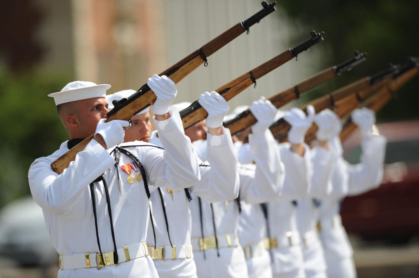 U.S. Navy Ceremonial Guard holds change of command ceremony | Features ...