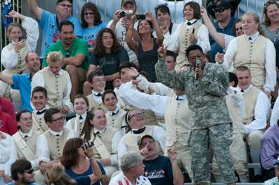 Entertaining ‘em | Local | dcmilitary.com