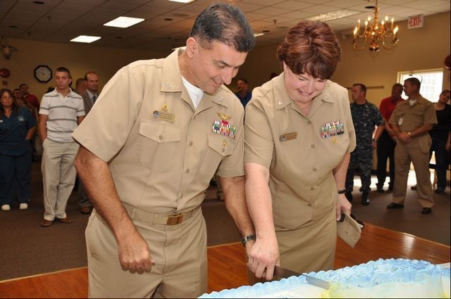 Capt. Hanft hands over reins to Capt. Nette | Features | dcmilitary.com