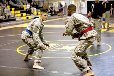 JBM-HH Soldiers battle it out for combatives titles | Local ...
