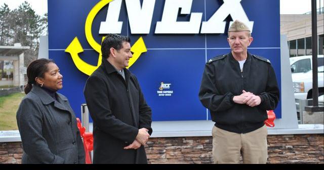 NEX Bethesda Employees Bury a Time Capsule to Commemorate New Store | Features | dcmilitary.com