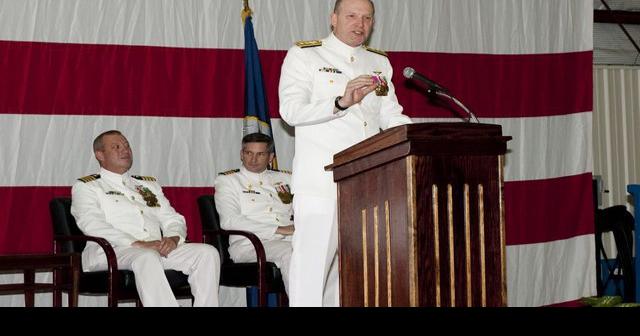Capt. Patrick Smith takes over command of PMA-266 | Local | dcmilitary.com