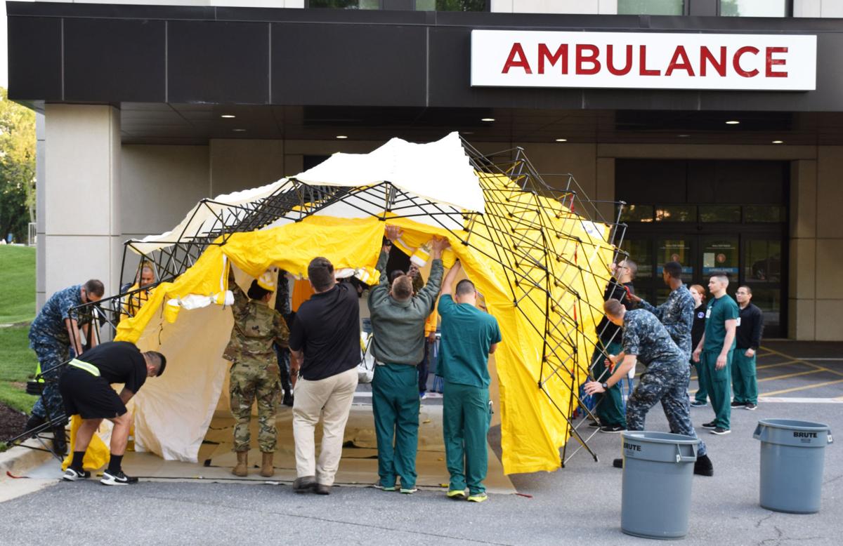 ER Trains on Mass Decon Shelter | Features | dcmilitary.com