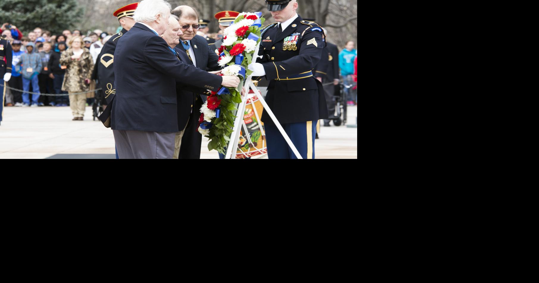 Twenty-eight Medal of Honor recipients gather at ANC for National MOH ...