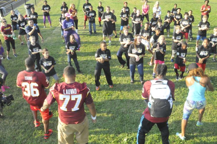 Redskins, kids Play 60 at Belvoir | Local | dcmilitary.com