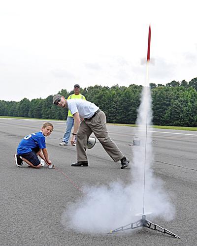 Ping Pong Propulsion Challenge at NSF Dahlgren | Features | dcmilitary.com