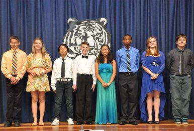 Dahlgren School Graduates | Features | dcmilitary.com