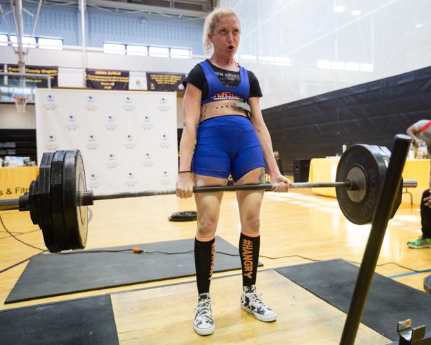 Women powerlifters inspire at Fort Myer meet | Local | dcmilitary.com