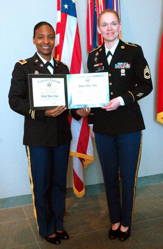 Local Soldier reenlists at Women’s Memorial | Local | dcmilitary.com