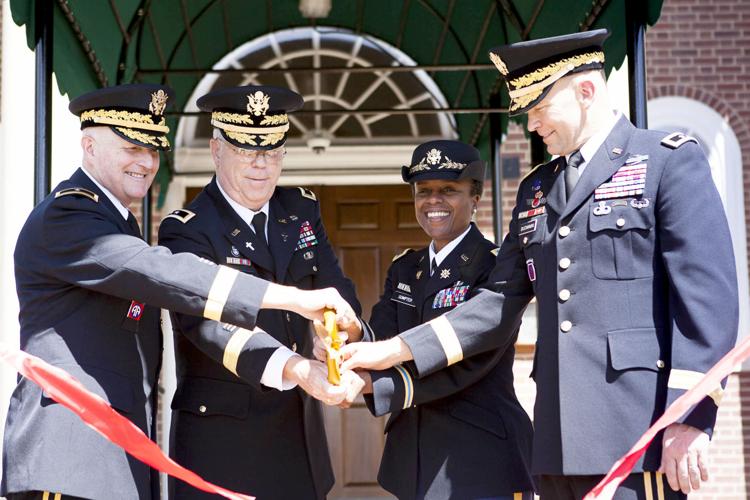 VIPs pomp and ceremony | Local | dcmilitary.com