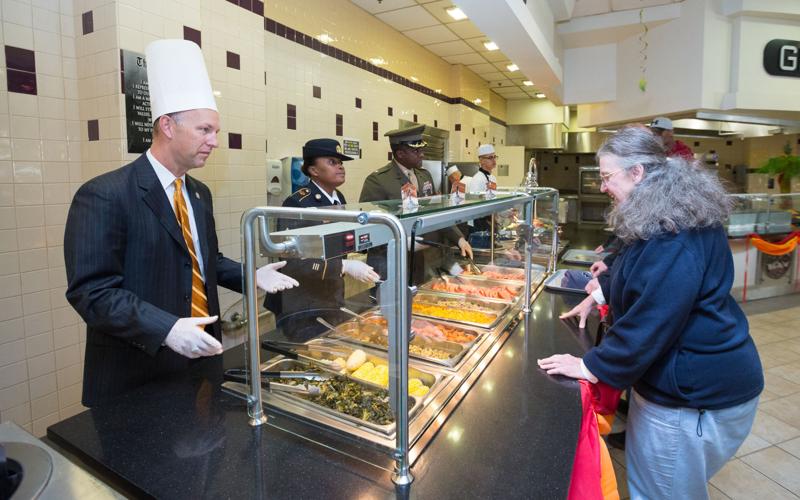 Thanksgiving Meal at DFAC | Community | dcmilitary.com