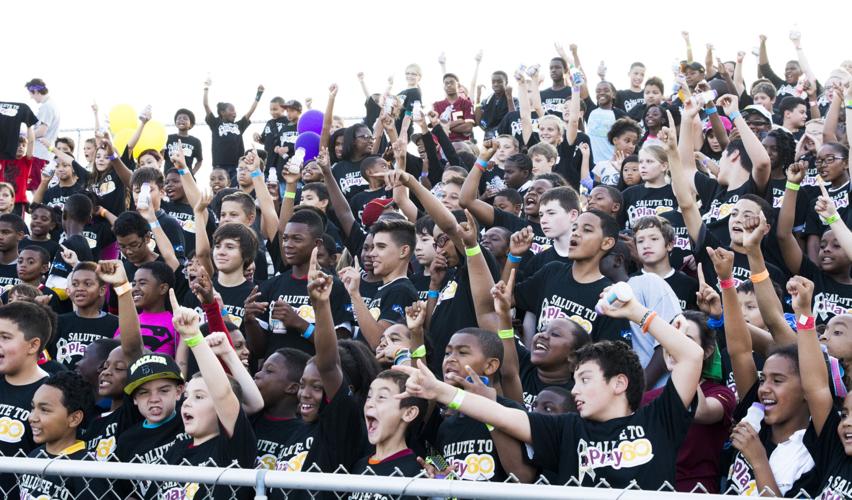 Redskins, kids Play 60 at Belvoir | Local | dcmilitary.com