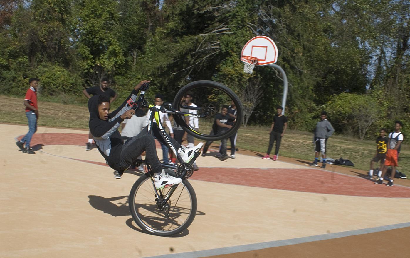 Long-awaited Kentland Community Center opens, welcomes Landover ...