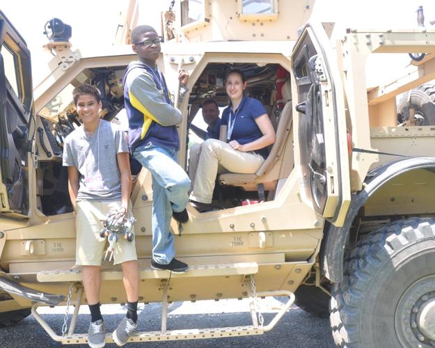 Quantico STEM Academy inspires students | Features | dcmilitary.com