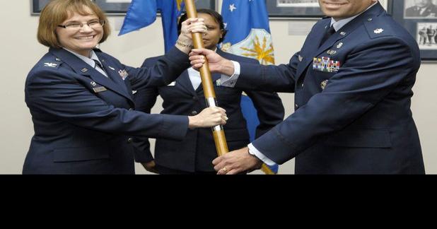 579th MDSS Airmen welcome new commander | Features | dcmilitary.com