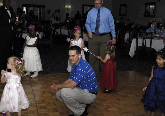 Daddy Daughter Dance | Features | dcmilitary.com
