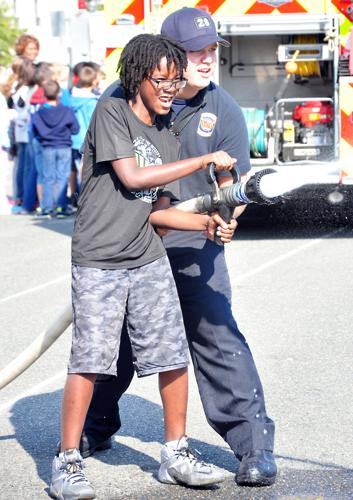 Naval Support Facility (NSF) Dahlgren Firefighters Visit Dahlgren ...