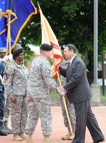 Col. Steven P. Middlecamp Takes Command of USAG Fort Detrick | News ...