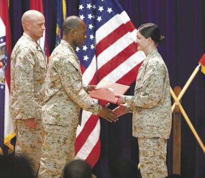 H&S Bn. witnesses change in command | Local | dcmilitary.com