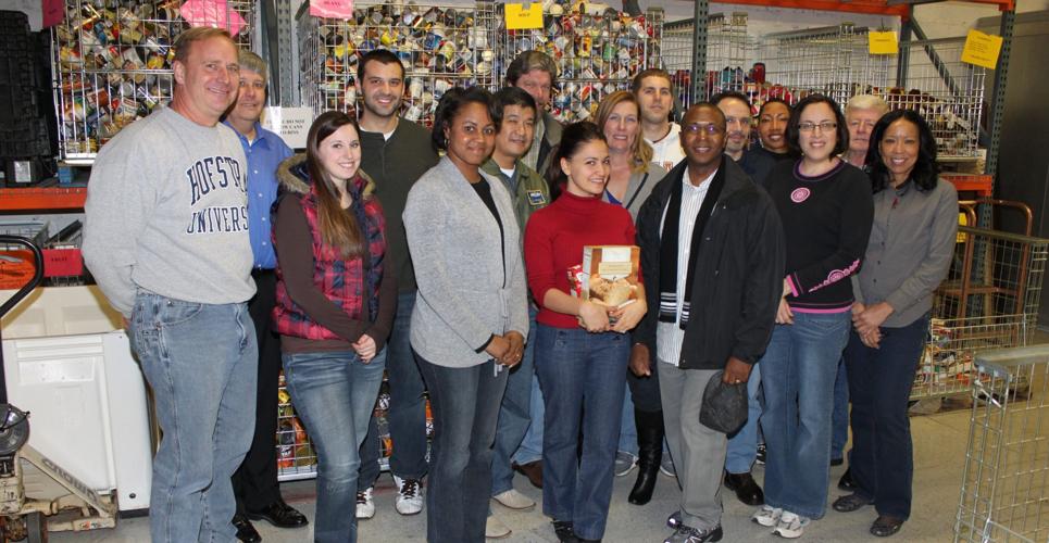 Naval Medical Logistics Command Volunteers at Frederick County Food ...