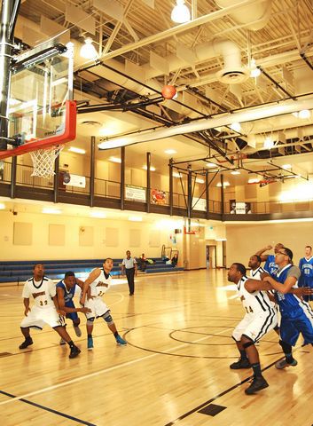Base Basketball Teams Begins Play in New Gym | Features | dcmilitary.com