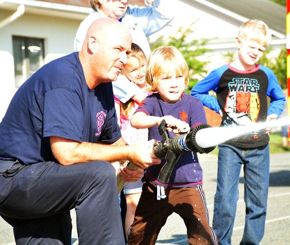 Naval Support Facility (NSF) Dahlgren Firefighters Visit Dahlgren ...