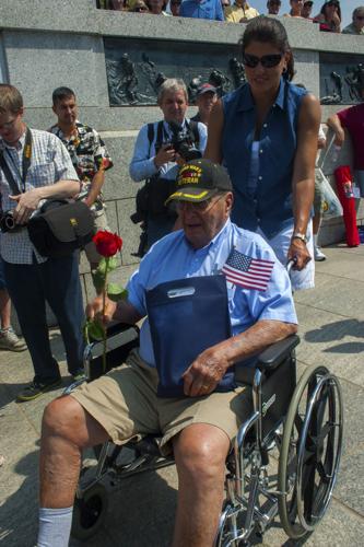 WWII vintage aircraft flyover D.C. marking 70th VE Day Anniversary ...