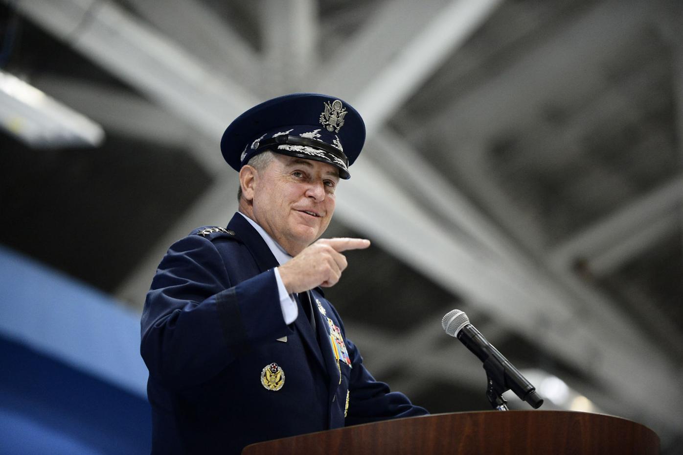 Welsh retires, says goodbye after 40 years of service | News | dcmilitary.com