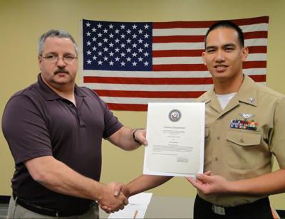 Ramirez reenlists | Local | dcmilitary.com