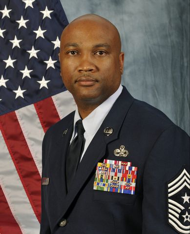 Andrews welcomes new Command Chief | News | dcmilitary.com