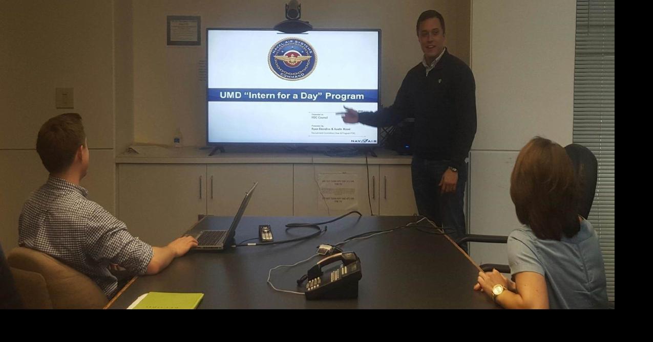 College engineering students sample NAVAIR careers through ‘Intern for ...