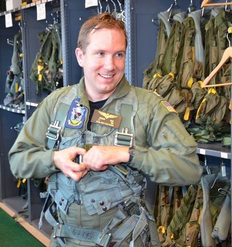 Paraloft keeps TPS students dressed for success | Local | dcmilitary.com