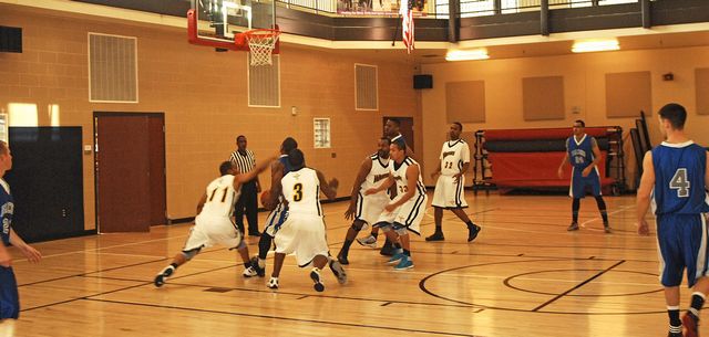 Base Basketball Teams Begins Play in New Gym | Features | dcmilitary.com