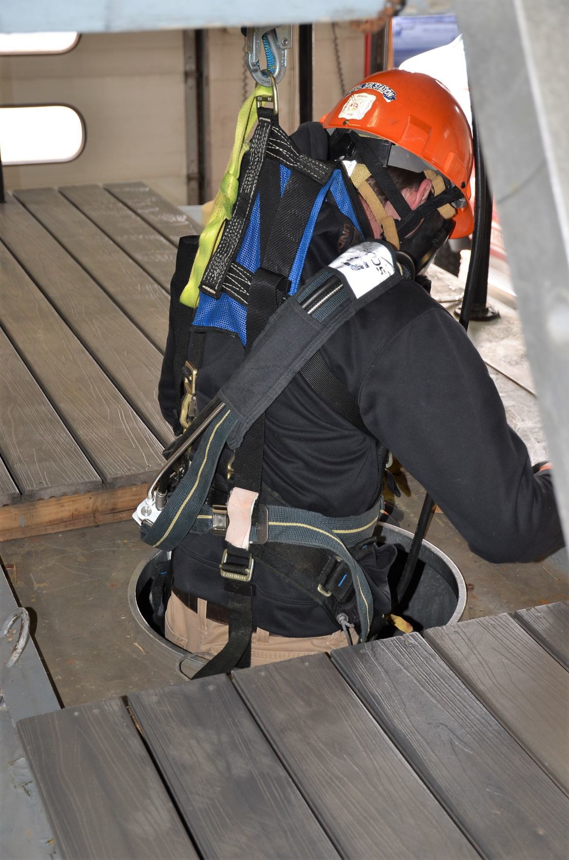 Firefighters complete technical rescue/confined space training | Local ...