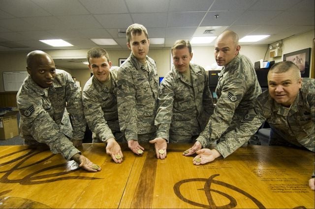 Cable Dawgs proud of coin of excellence legacy | News | dcmilitary.com