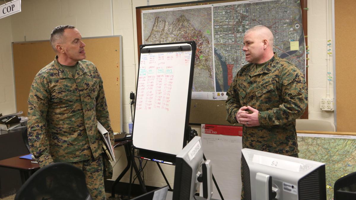 MCICOM CG visits CBIRF to tour facilities, meet Marines and Sailors ...