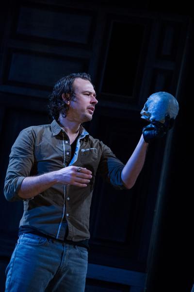 ‘Hamlet’ tackles corruption, scandals, suspicious deaths, cover-ups ...