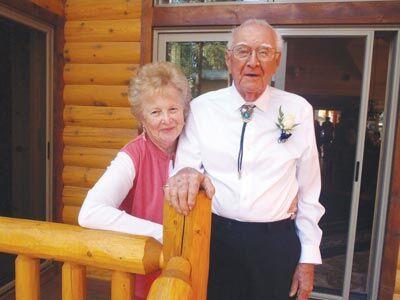 Anniversary: Carl and Coleen Mills | Life | dcourier.com