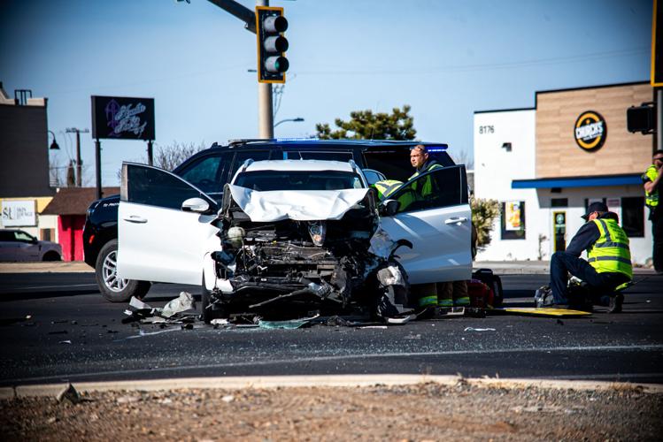 Three-car accident closes intersection at Highway 69 and Robert Road ...