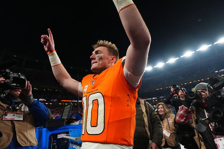 Bo Nix breaks his right ankle late in Broncos' playoff win, will have ...