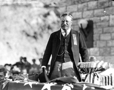 Arizona History: December 1-December 7 | Features | dcourier.com