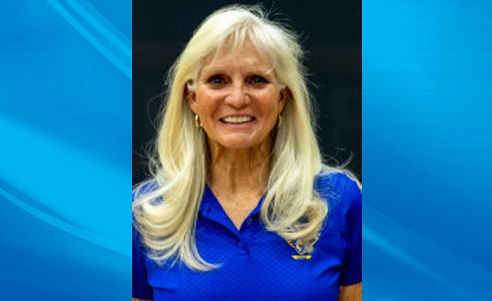 Hall of Fame golf coach Kim Haddow retires after 13 years at Embry ...