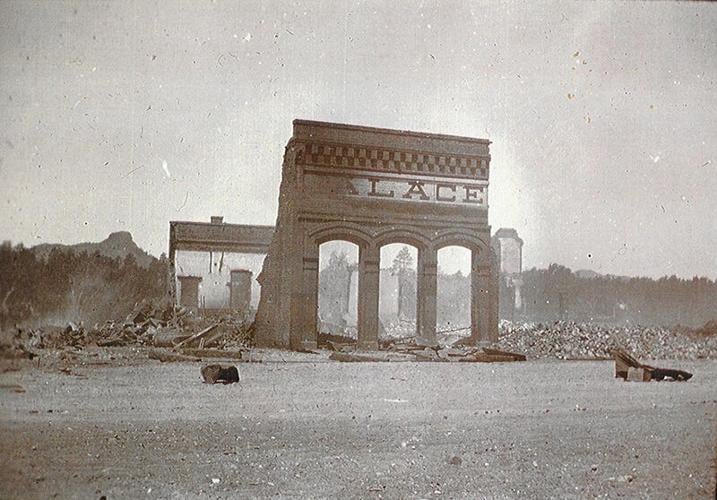 Days Past: The truth about the Palace Bar and the Great Fire of 1900 ...
