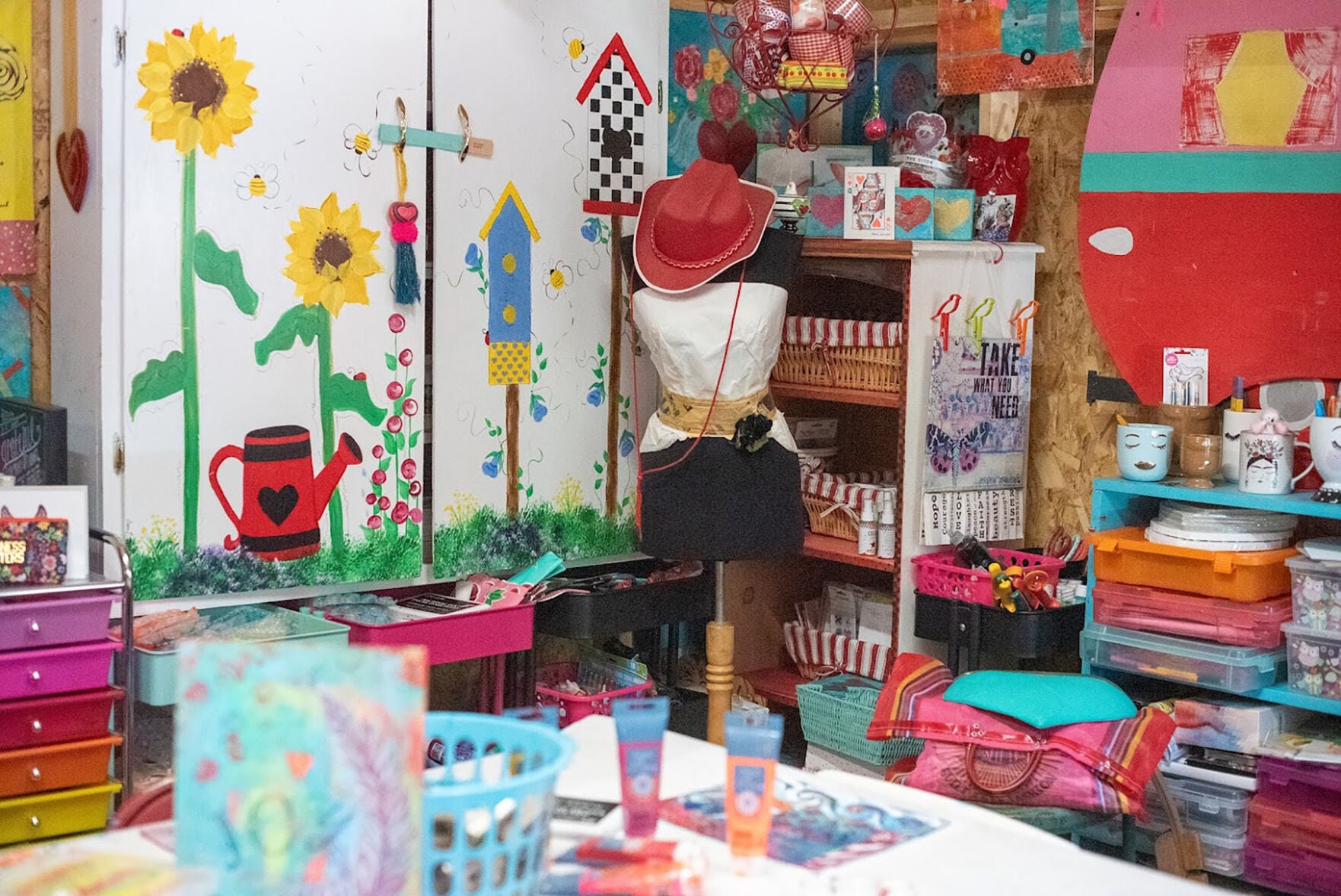 Behind the Counter: Barb Saia’s Happy Go Smile Studios - color, quilts ...