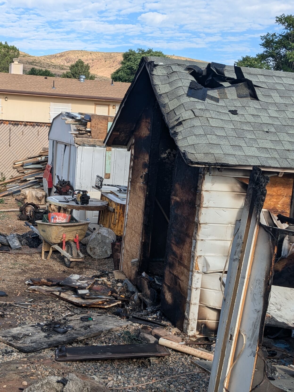 Resident uses quick thinking to help put out Prescott Valley fire ...
