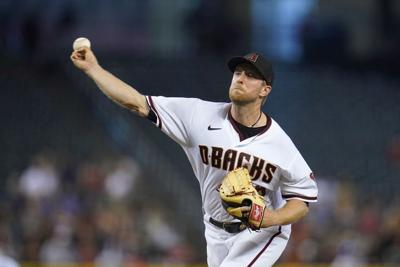 Kelly pitches Diamondbacks past Giants in 5-3 win | Sports | dcourier.com