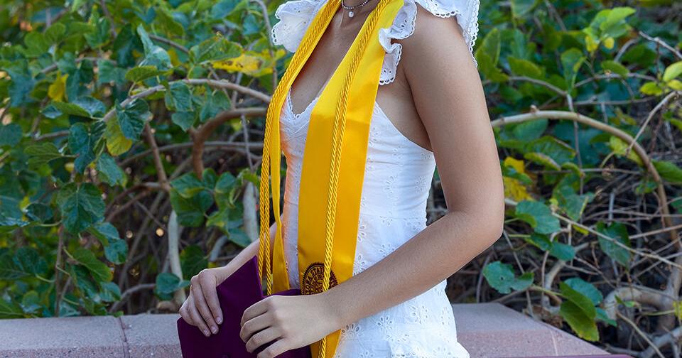 Graduation: Elise Marie Routh | Life | dcourier.com